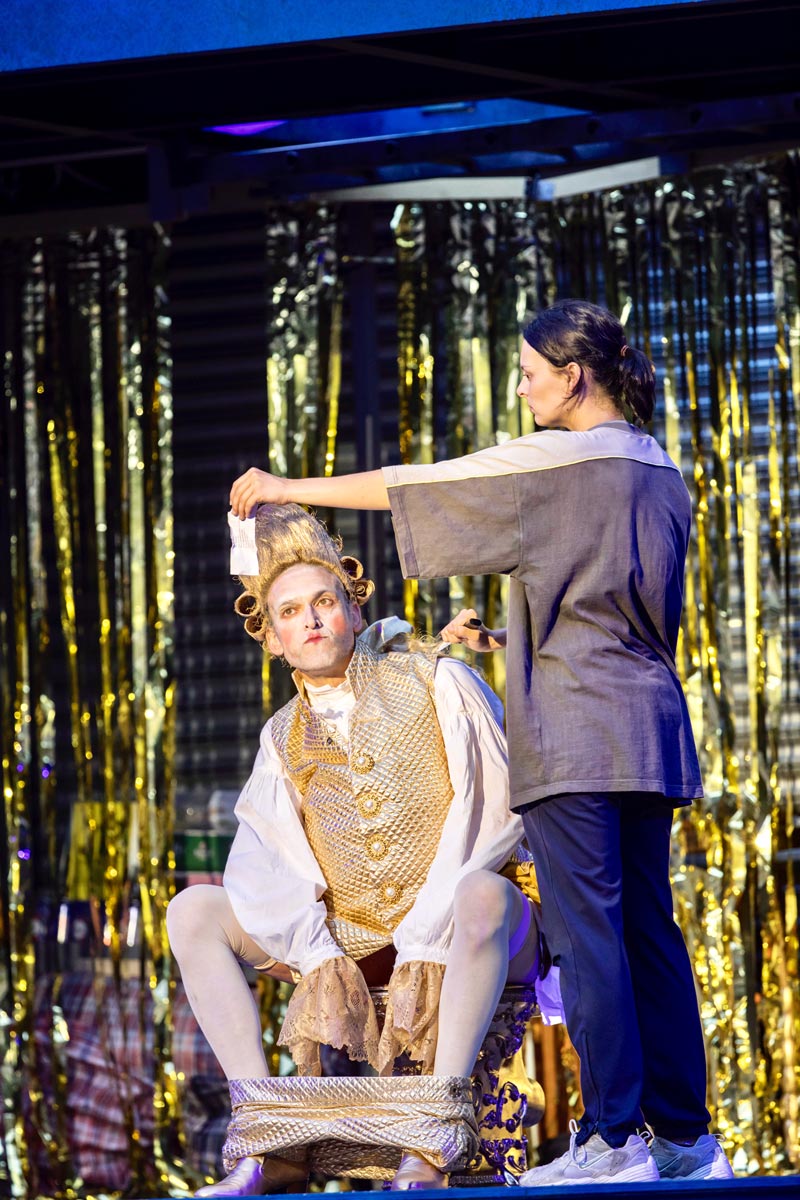 Contact – Nicholas Khan • Actor